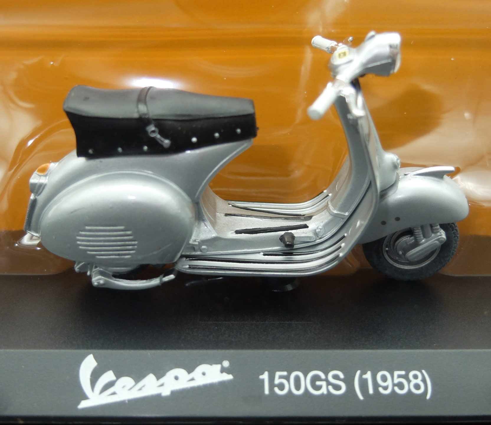 Modellini vespa 150 GS scala 1:18 modellismo da collezione - Arcadia ...