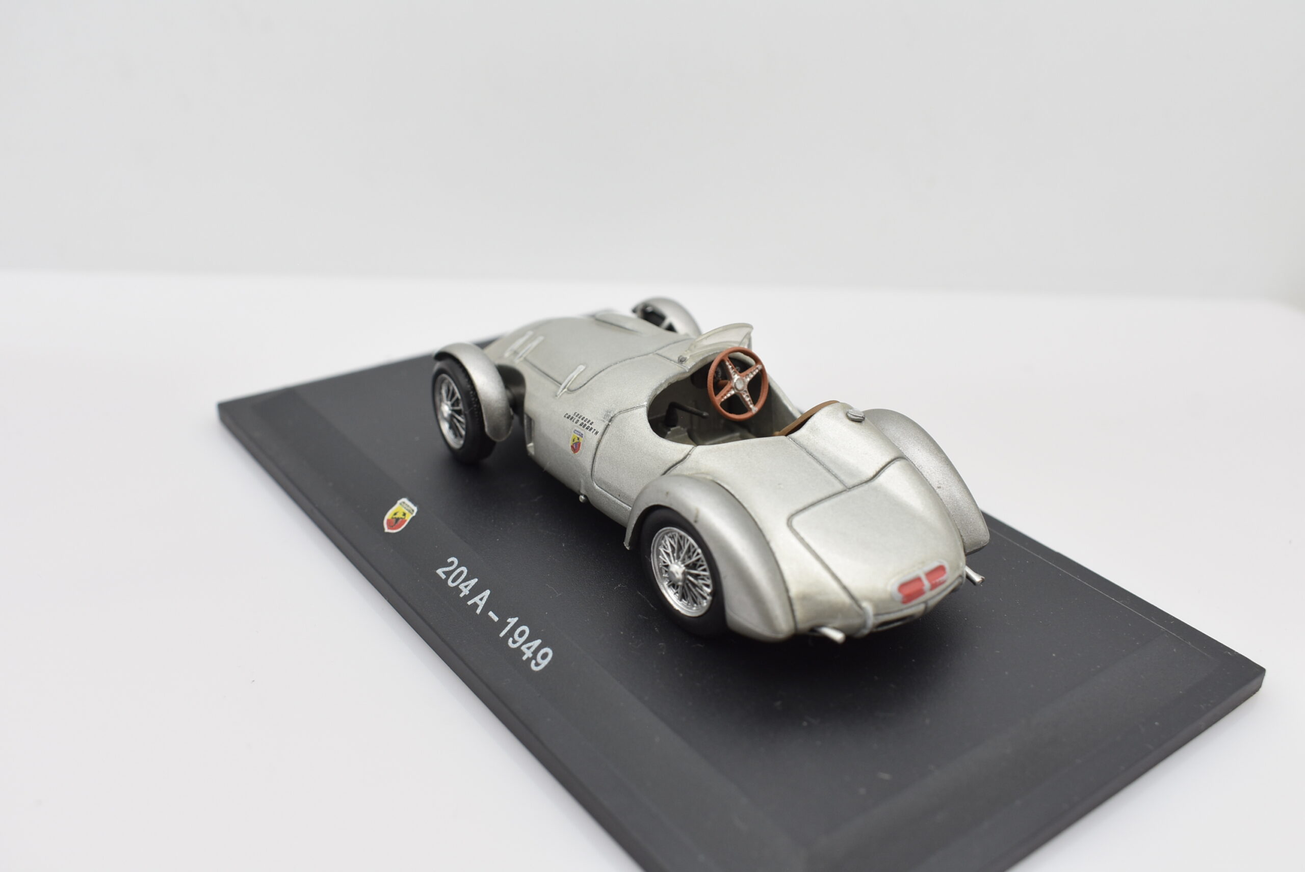 Modellino auto ABARTH 204 A 1:43 diecast modellismo collezione ixo ...