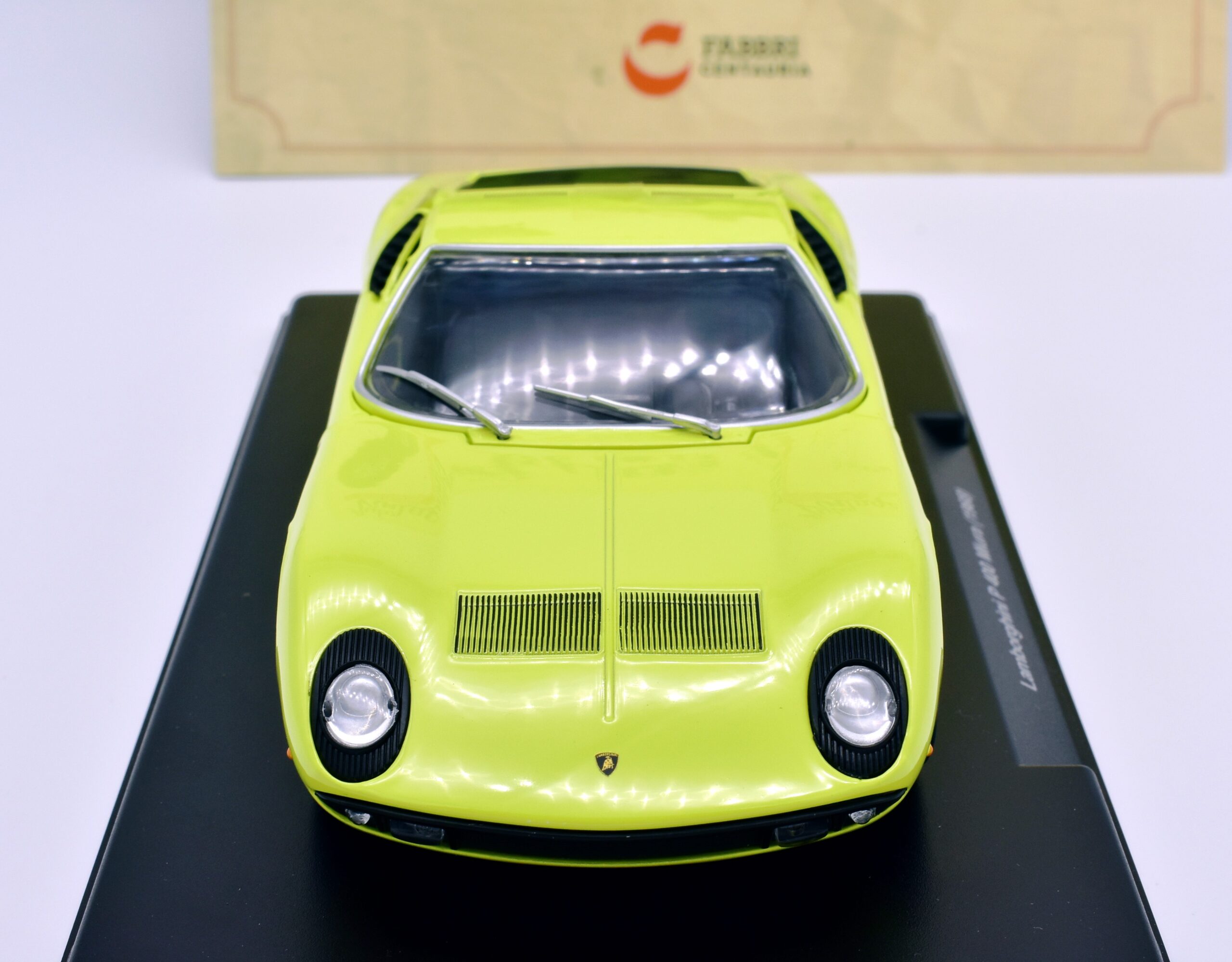 Modellino auto scala 1:24 LAMBORGHINI P 400 MIURA modellismo statico da ...
