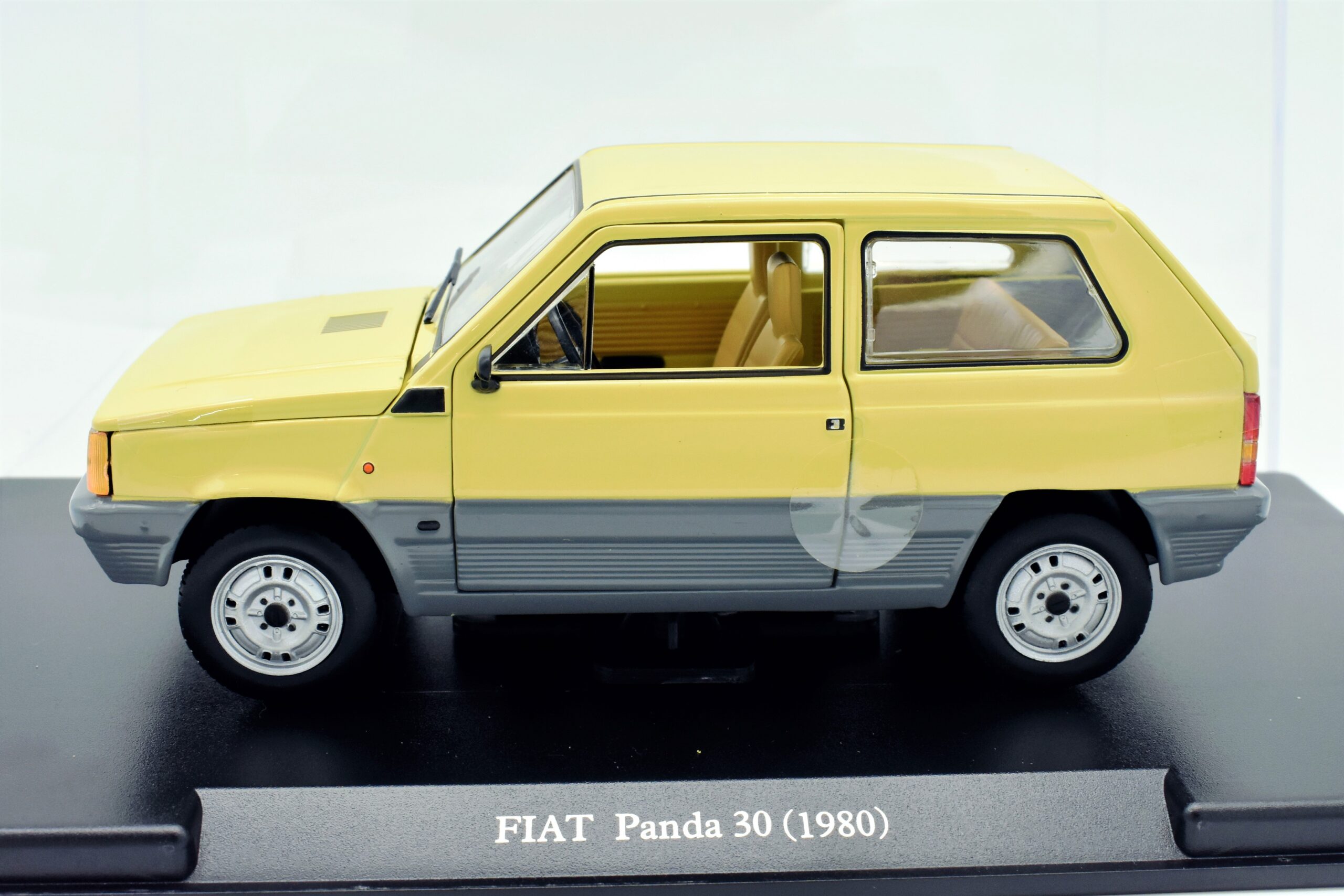 Modellino auto scala 1:24 FIAT PANDA 30 modellismo da collezione ...