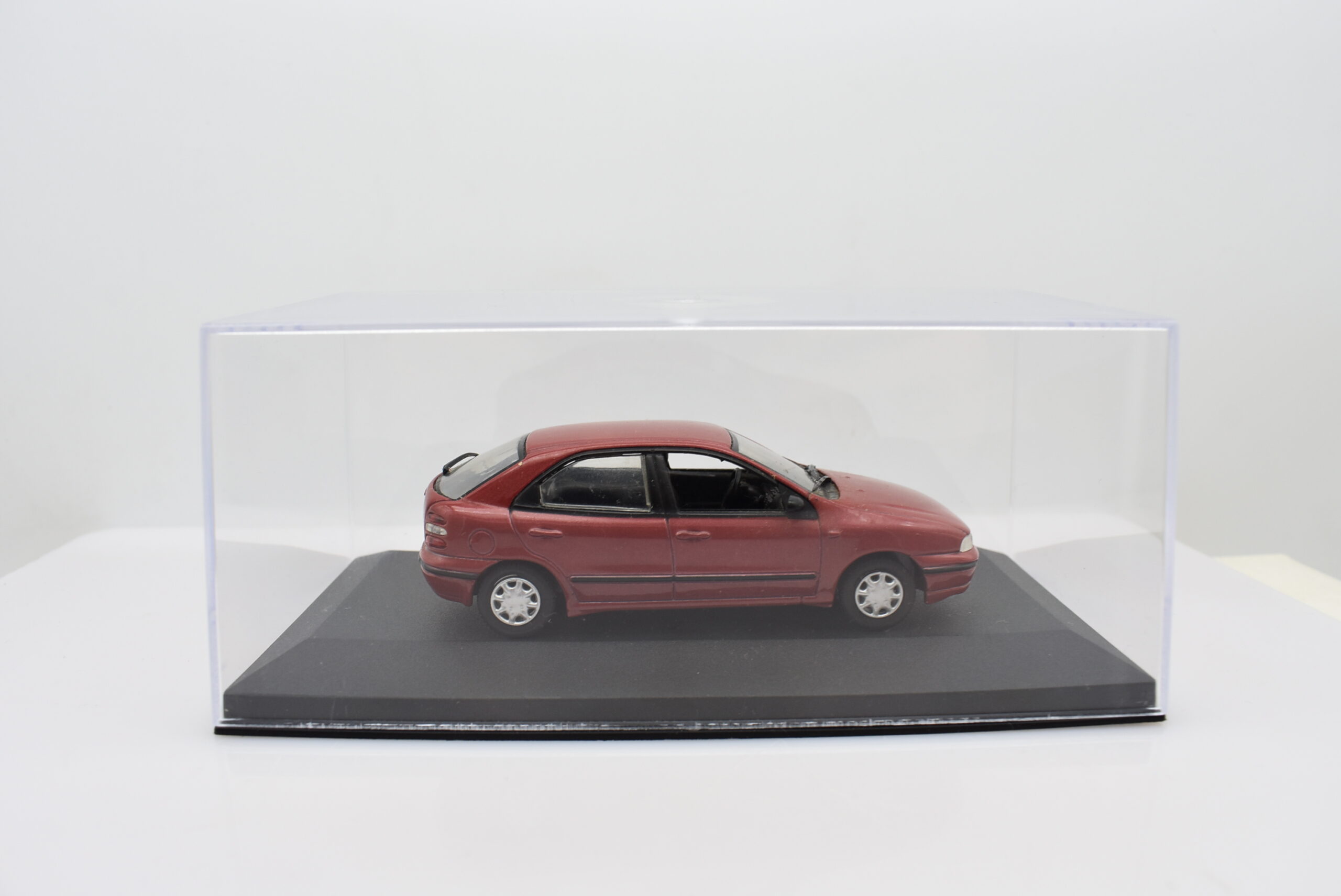 Modellini auto da collezione scala 1:43 FIAT BRAVA diecast modellismo ...