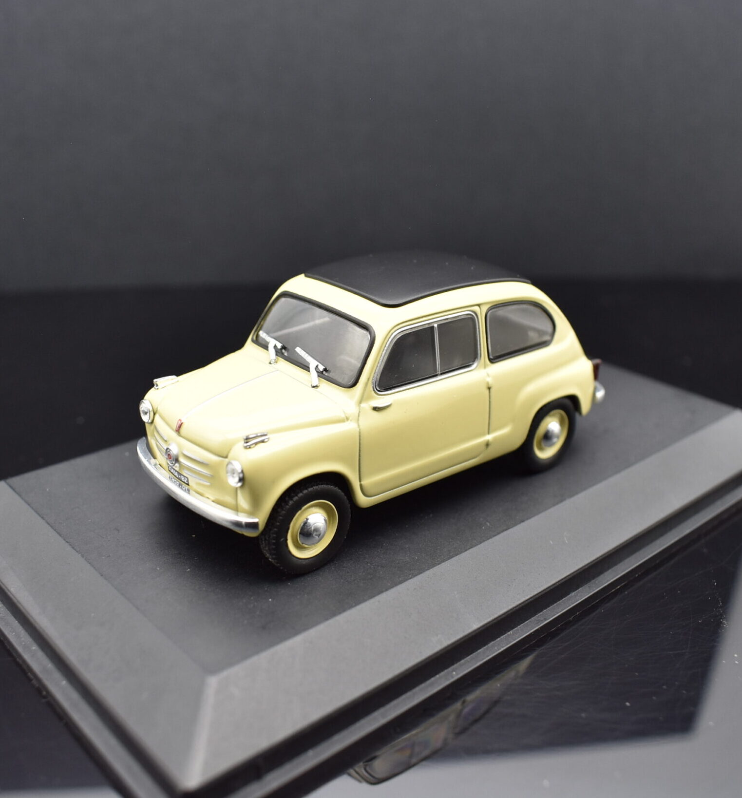 Modellini auto da collezione scala 1:43 FIAT 600 diecast modellismo ...