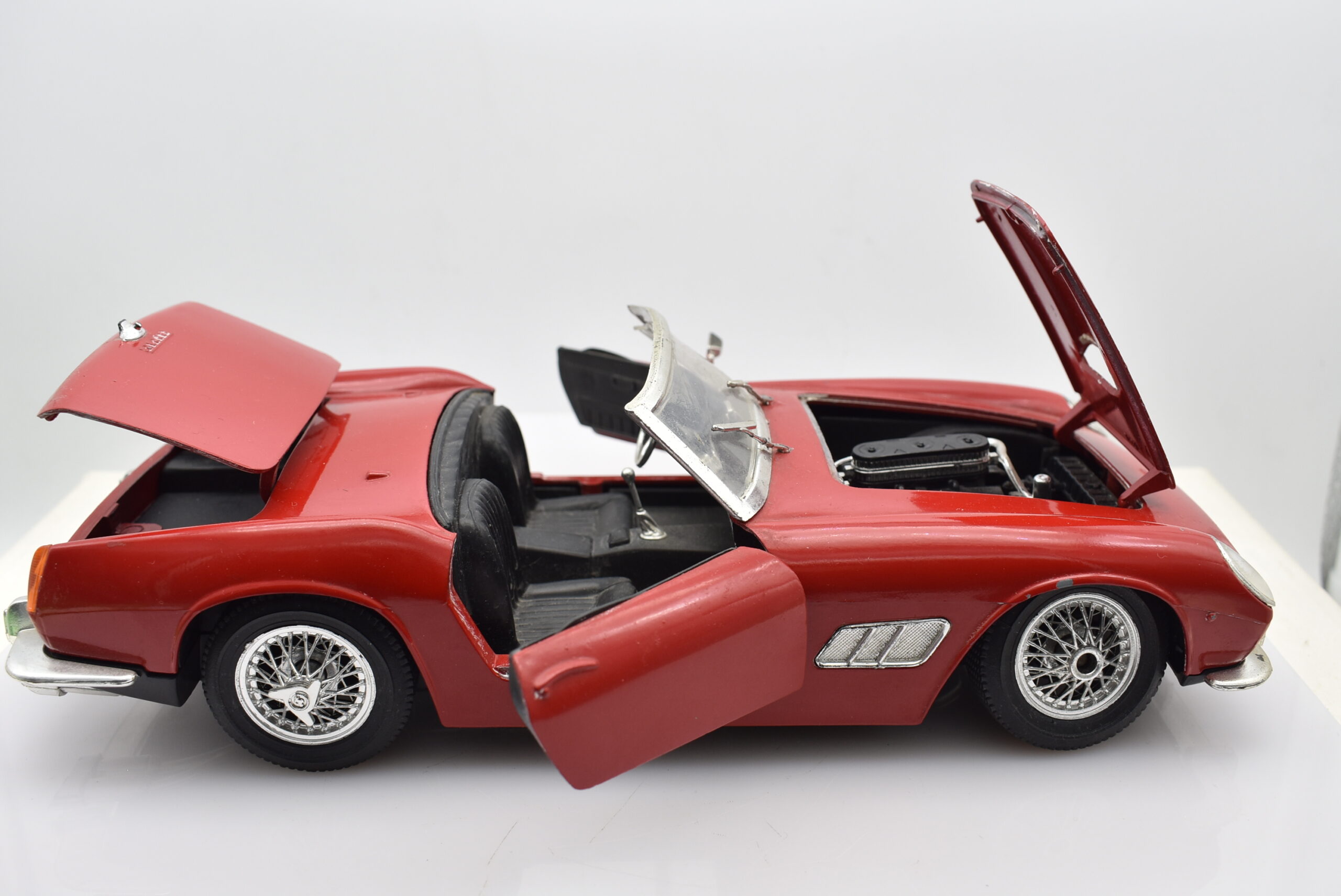 Modellino auto scala 1:16 Ferrari TG-21 Polistil diecast modellismo da ...