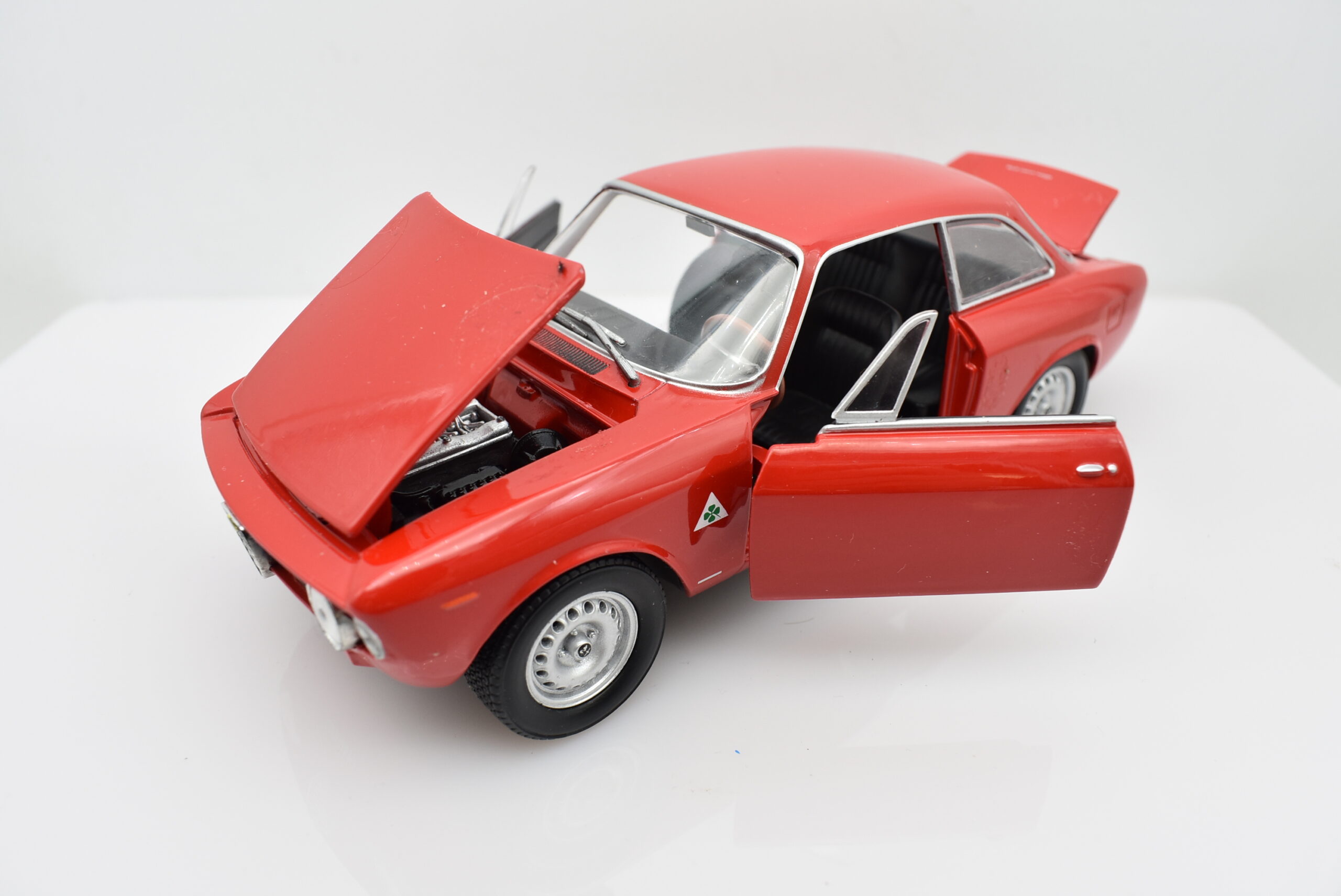 Modellino auto scala 1:24 ALFA ROMEO GIULIA SPRINT 1600 GTA CORSA ...