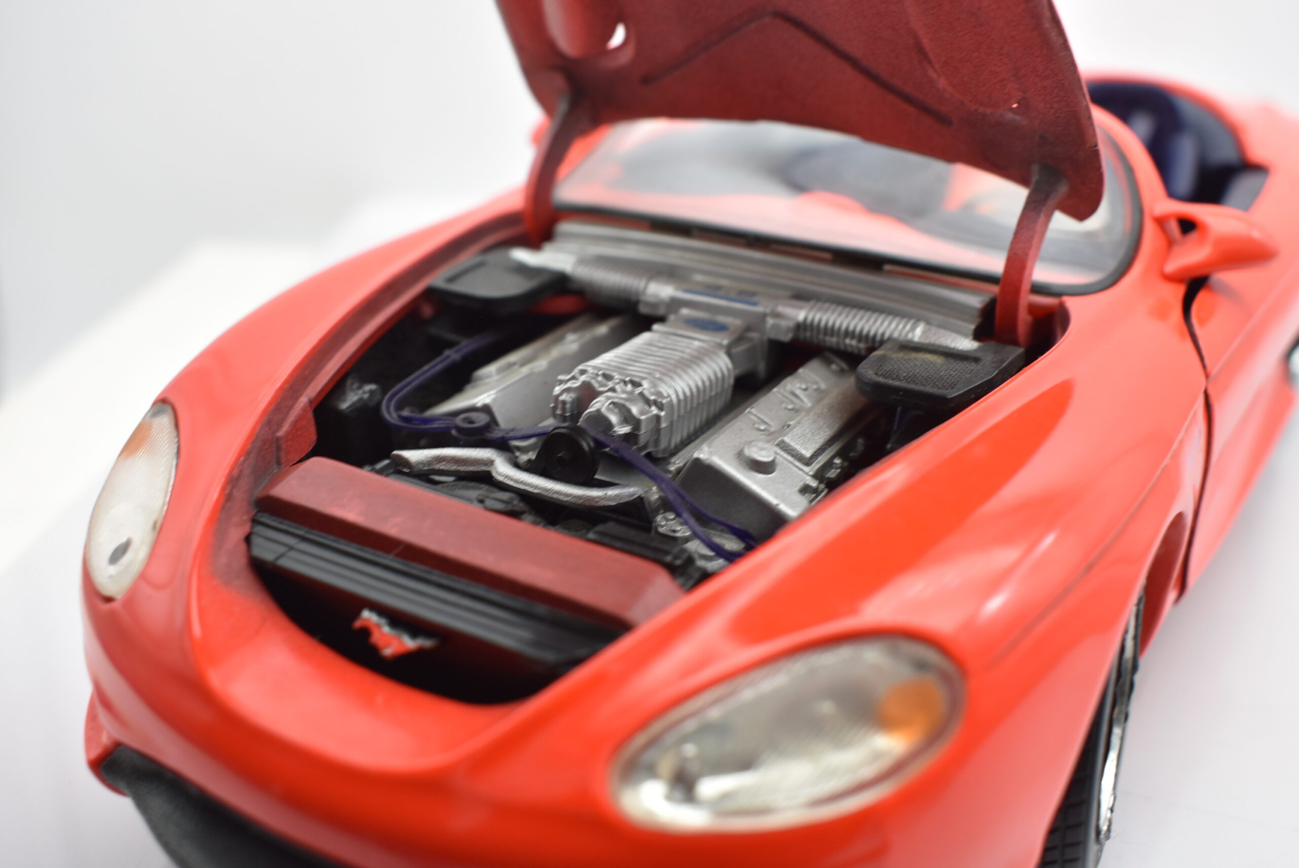 Modellino auto scala 1:18 Mustang Mach 3 Maisto diecast modellismo ...