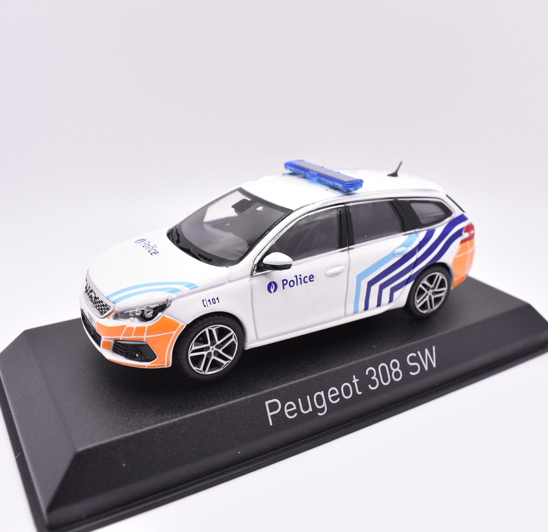 Modellino auto scala 1:43 Peugeot 308 sw Police Norev diecast ...