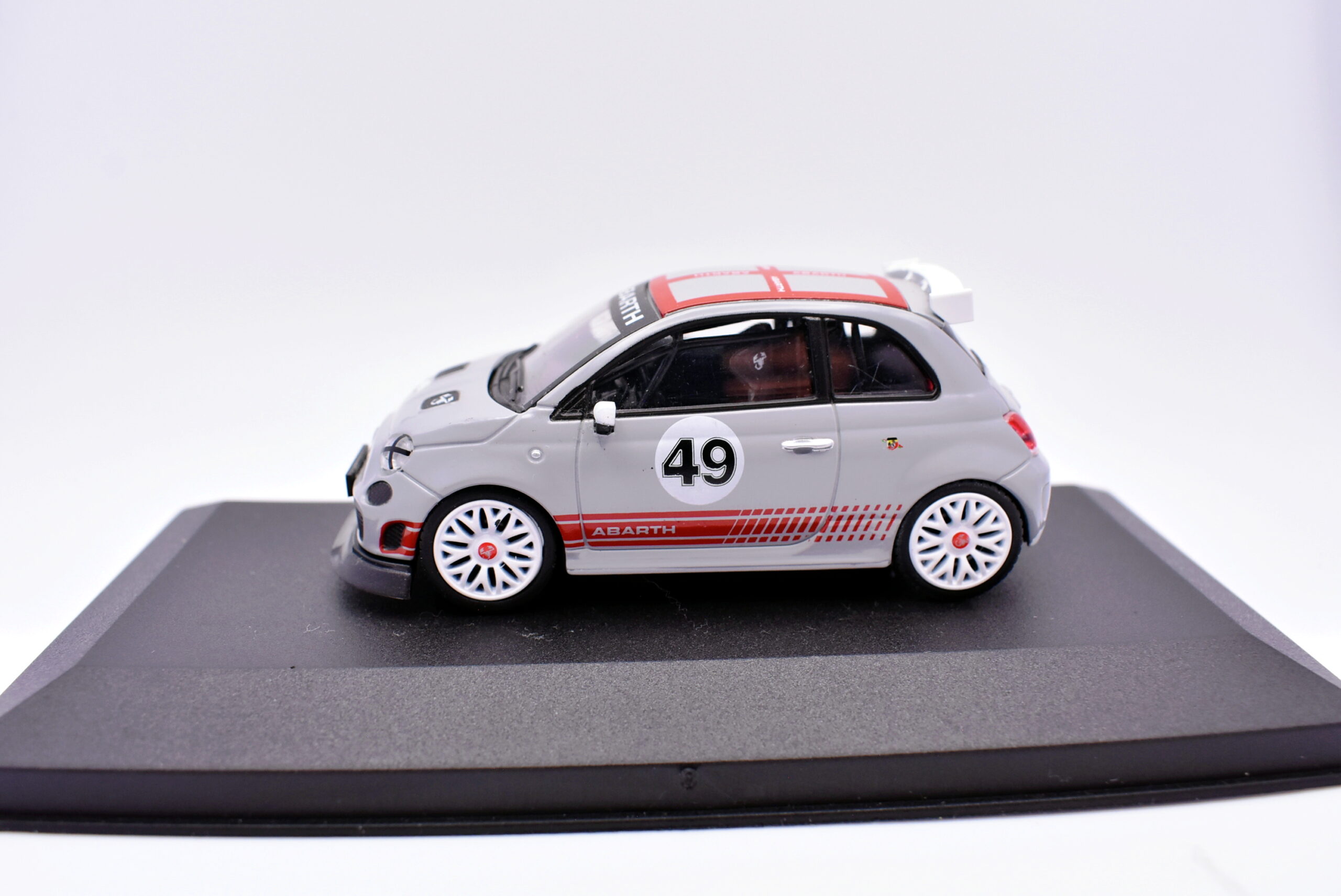 Modellino auto scala 1:43 FIAT Abarth 500 Assetto Corse diecast ...
