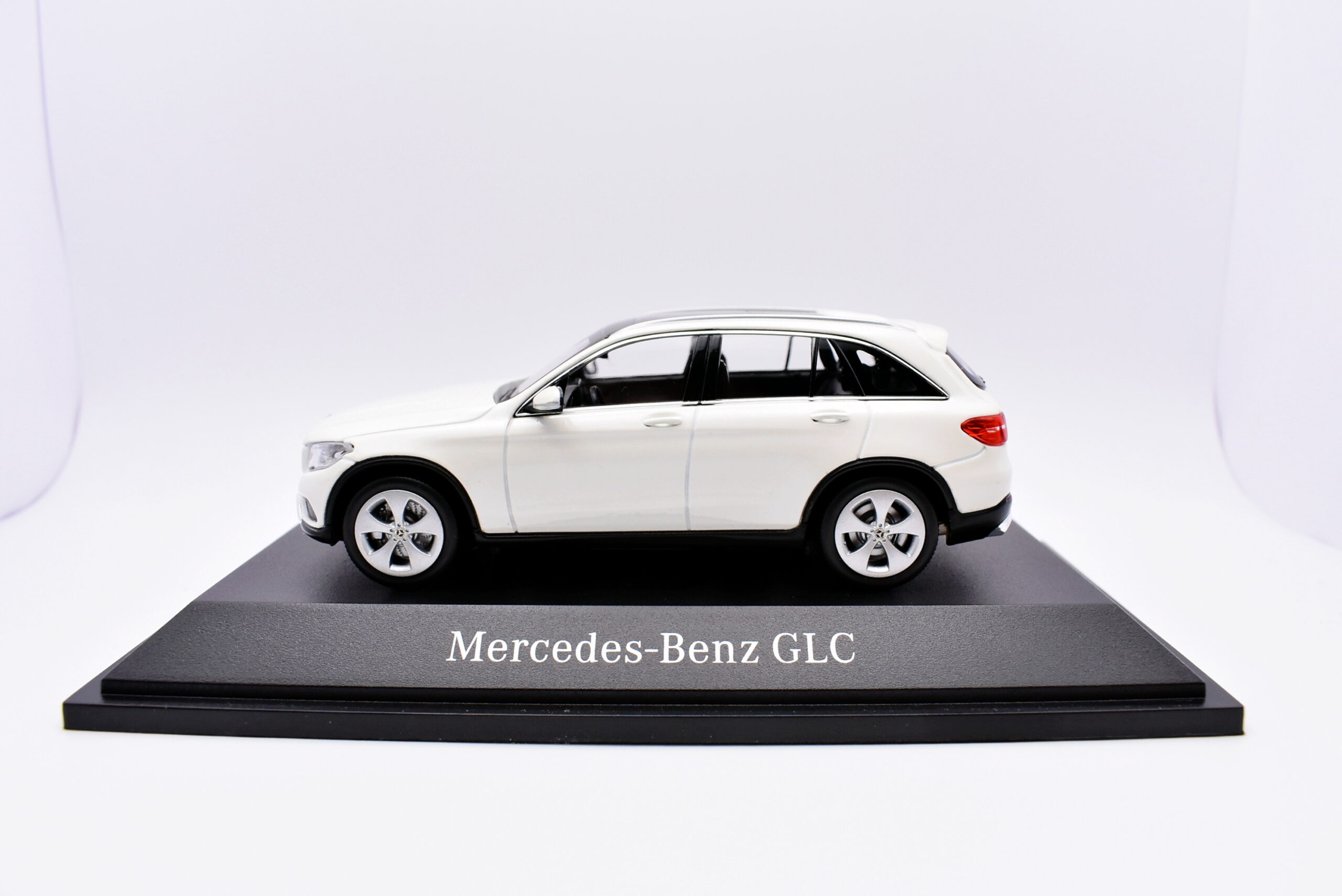Modellino auto scala 1:43 mercedes benz GLC norev diecast modellismo ...